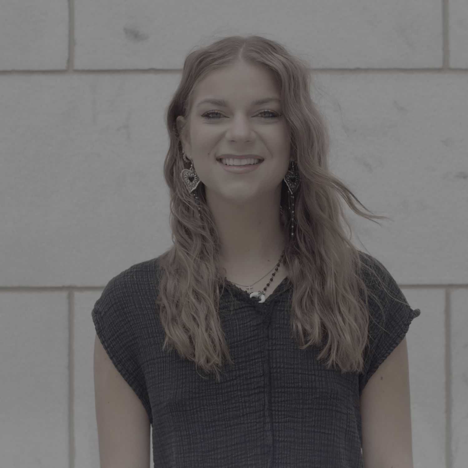 Team - Zoe | Cenergi Salon & Boutique